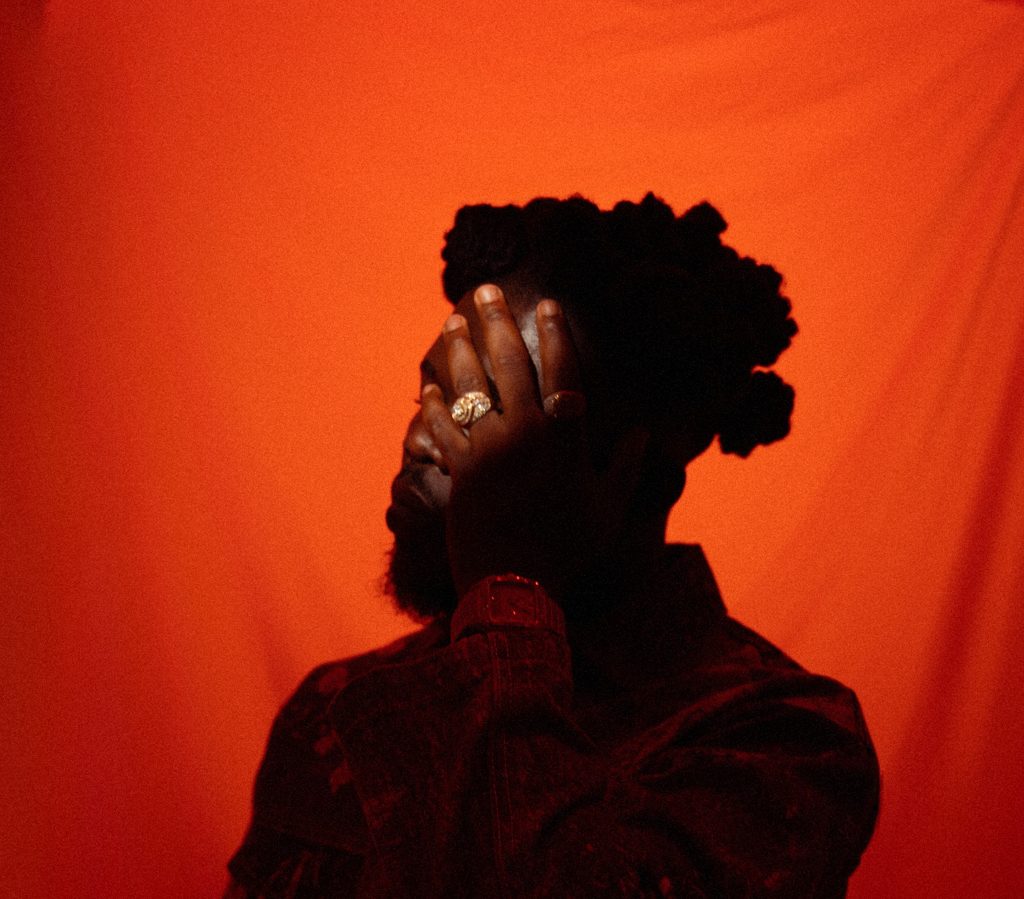 Maxzy Drops Blazing New Single ‘Laptop’